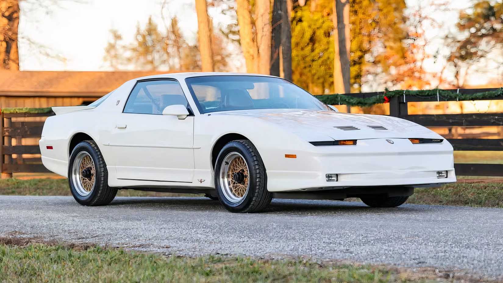 The Epic Legacy Left Behind By One Of Pontiac's Greatest Muscle Cars