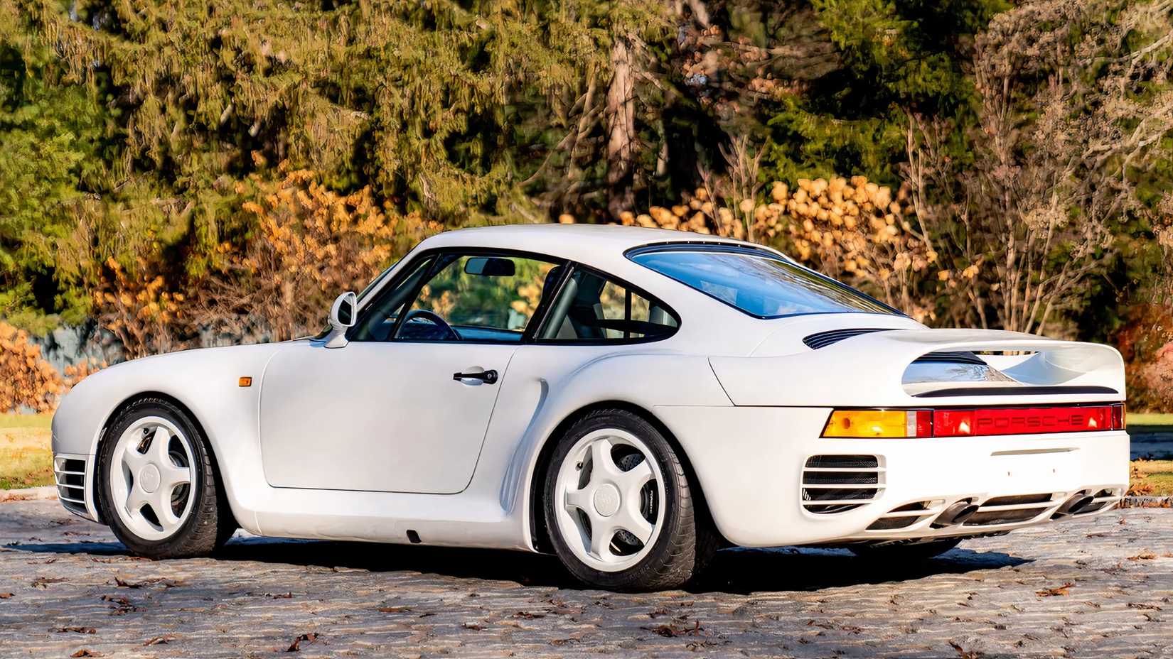How the Porsche 959 Became The Supercar That Time Can’t Touch