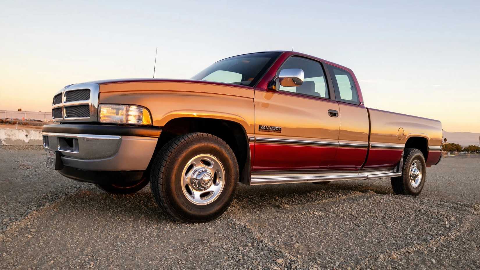 10 Classic Cars And SUVs That Still Influence Today’s Car Designs