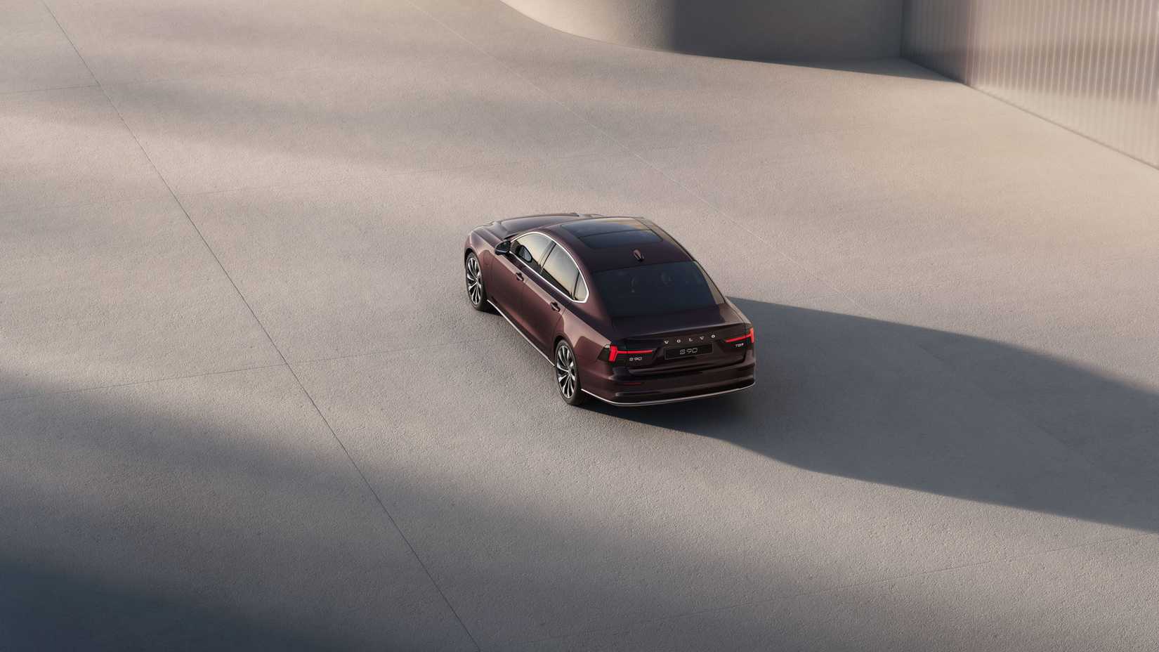 Volvo Reveals Updated S90
