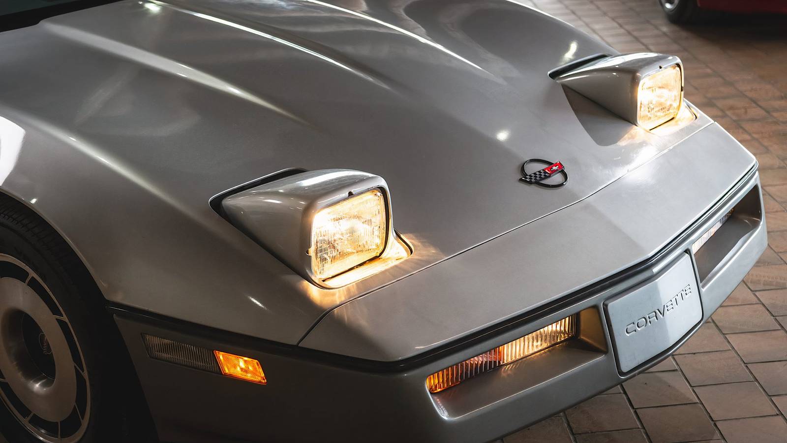 10 Iconic Cars That Keep the '80s Vibe Alive