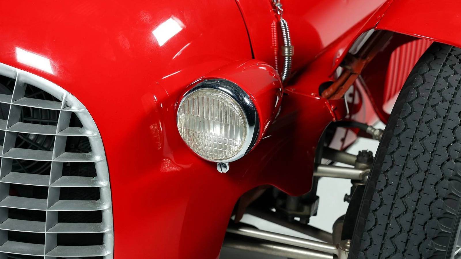 This $8,000,000 Ferrari Broke Rich People Car-Auction Records