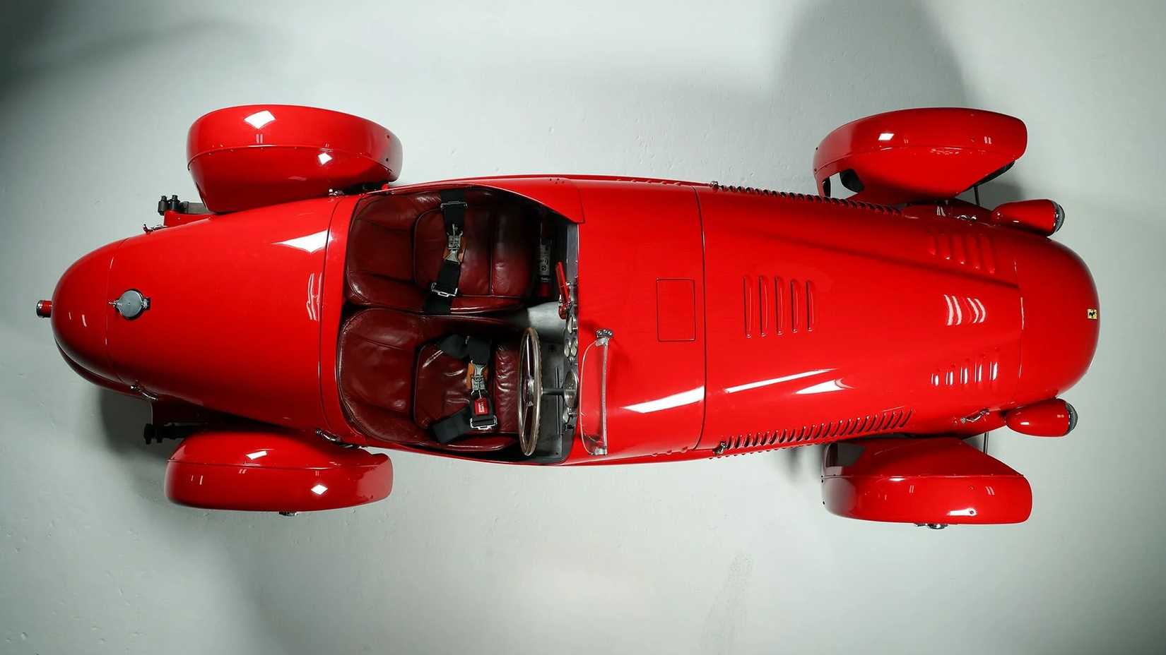 This $8,000,000 Ferrari Broke Rich People Car-Auction Records