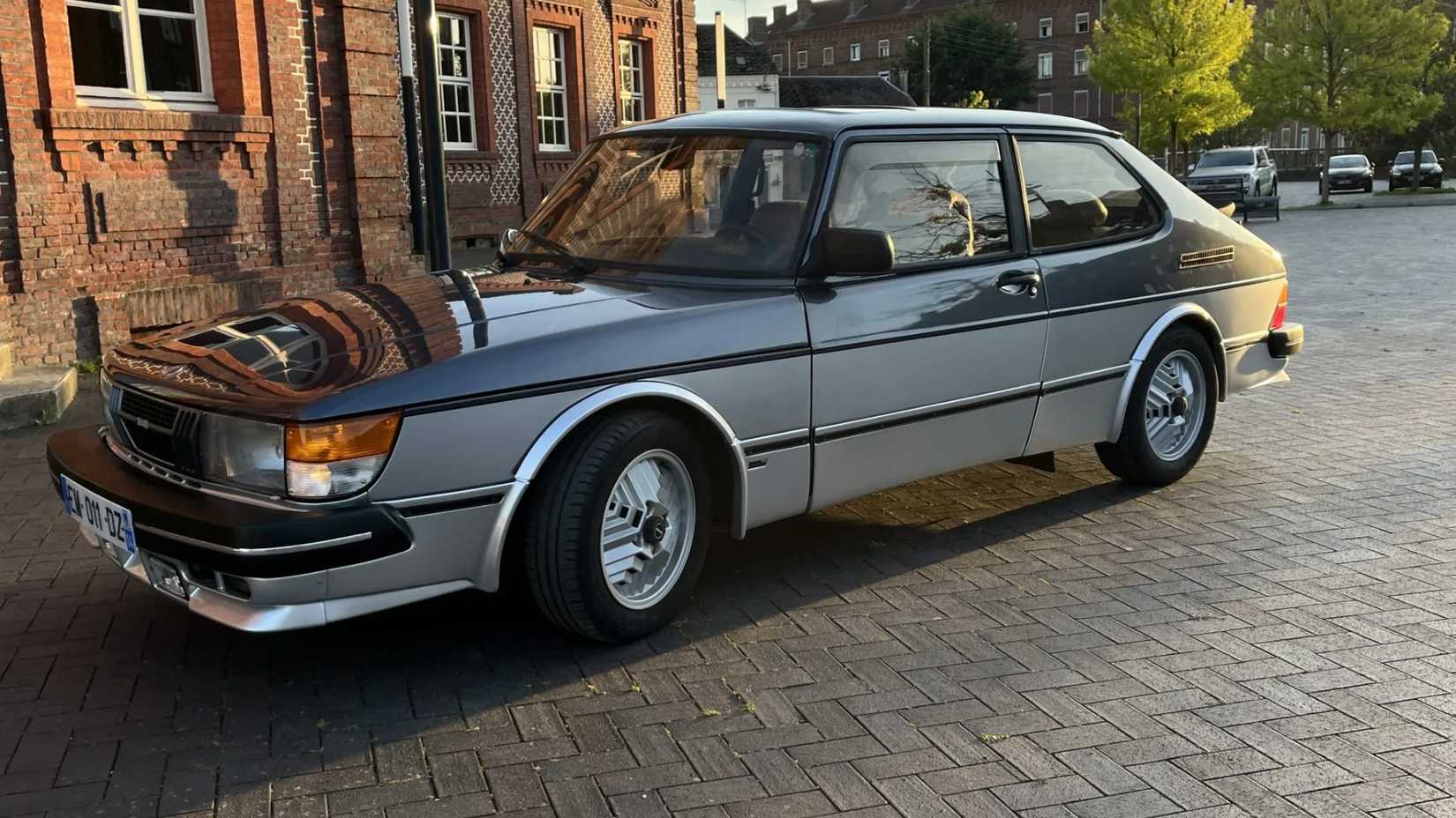 The Classic Saab 900 Pioneered The Inline-Four Turbo Engine
