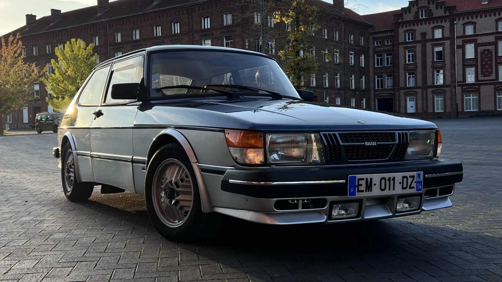 The Classic Saab 900 Pioneered The Inline-Four Turbo Engine