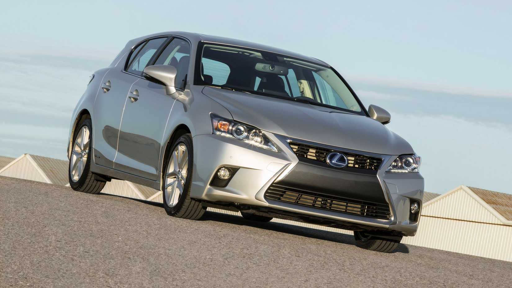 The Highest Mileage Lexus Hybrid In The World