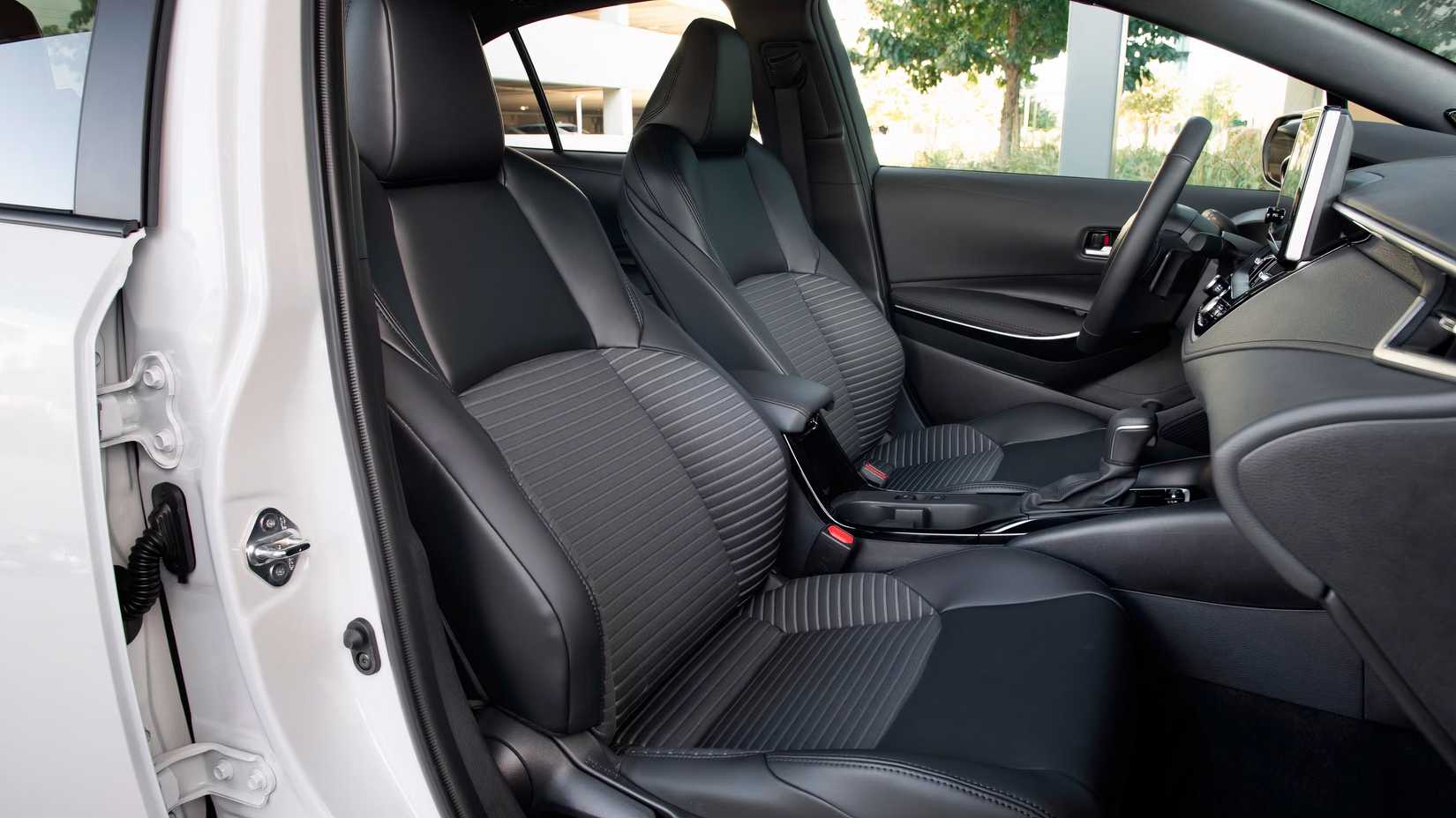 2026 Toyota Corolla Interior And Exterior Picture Gallery