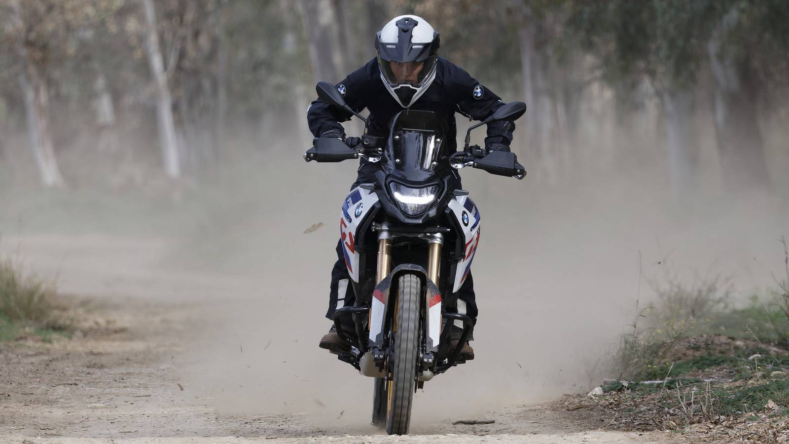 How The BMW F 900 GS Perfectly Blends Of On-Road And Off-Road Riding