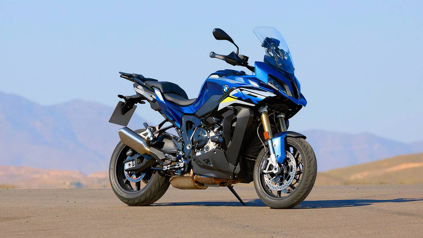 10 Weekend-Ready Touring Motorcycles With A Sporty Edge