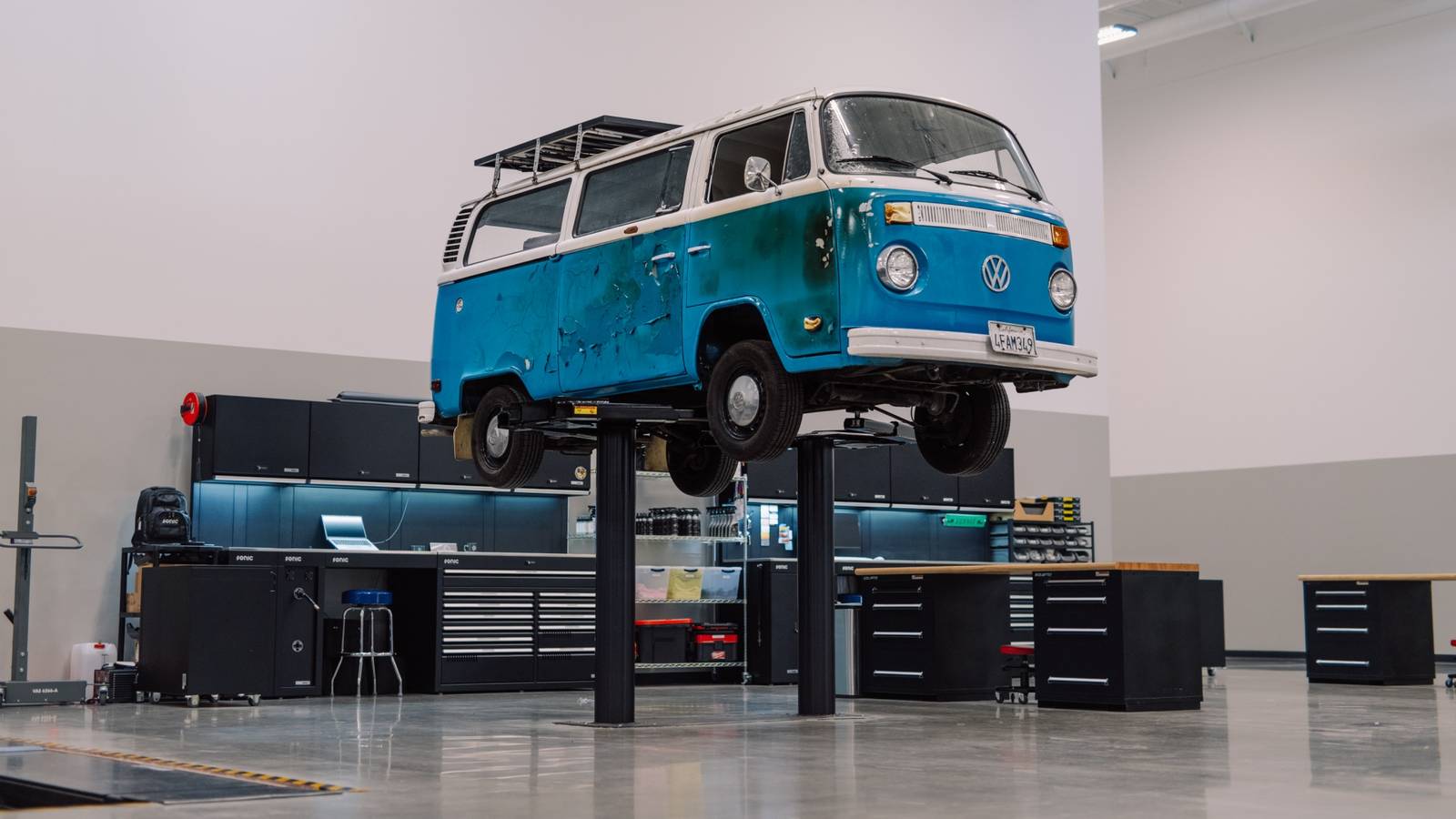 VW Vows To Restore Inspiring Blue Bus That Survived The Wildfires