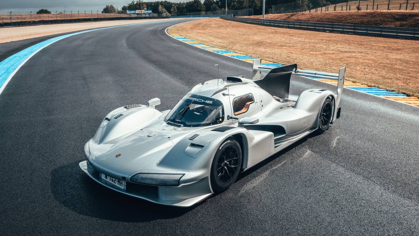 Porsche's "Extreme One-Off" Based On A Le Mans Race Car Has A Cupholder