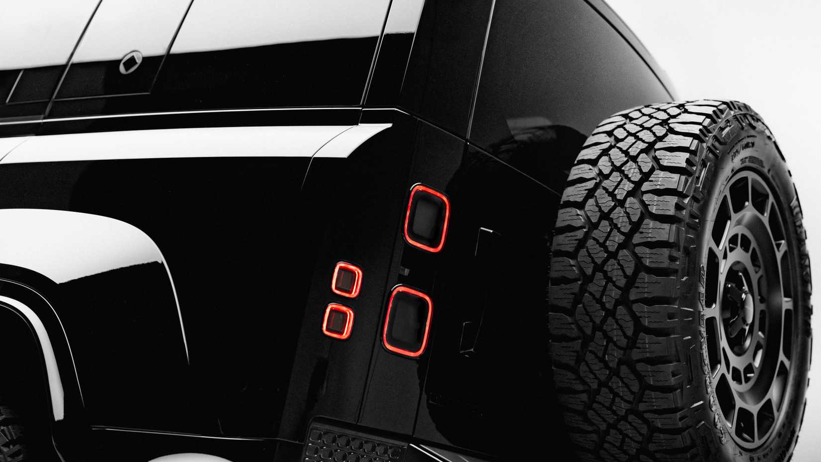 Blacked-Out and Built to Perform: Meet the 2025 Defender OCTA Black