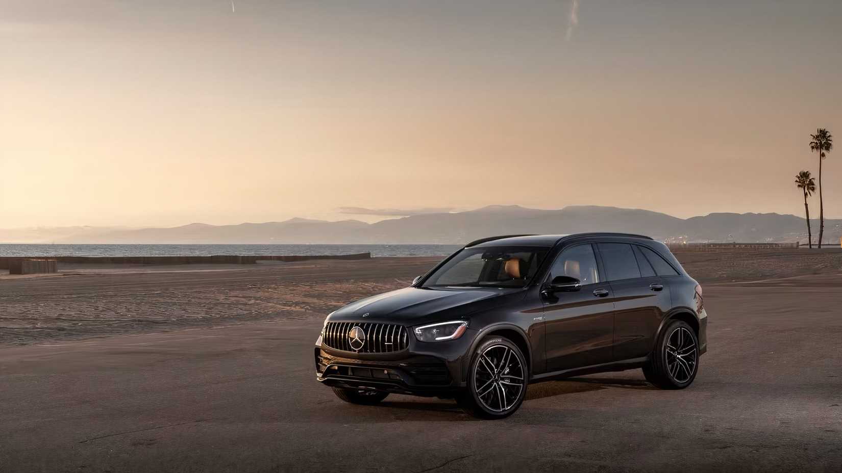 This Is What You Need To Know About Mercedes' 4MATIC AWD System