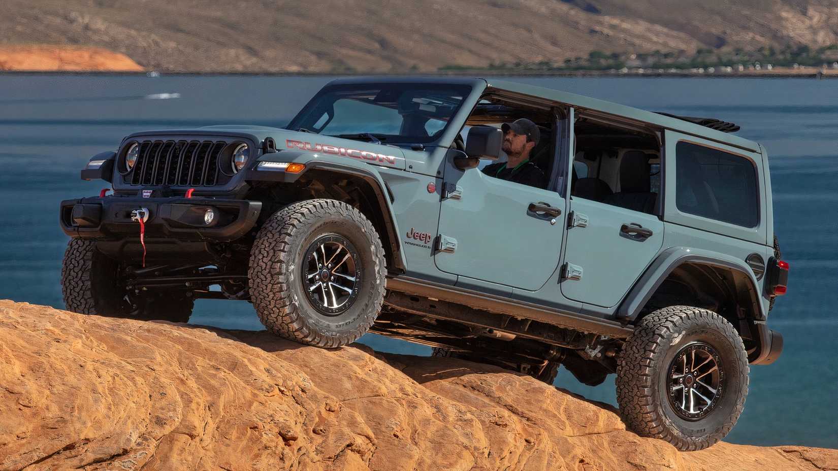 Top Boxy SUVs For Big & Small Budgets