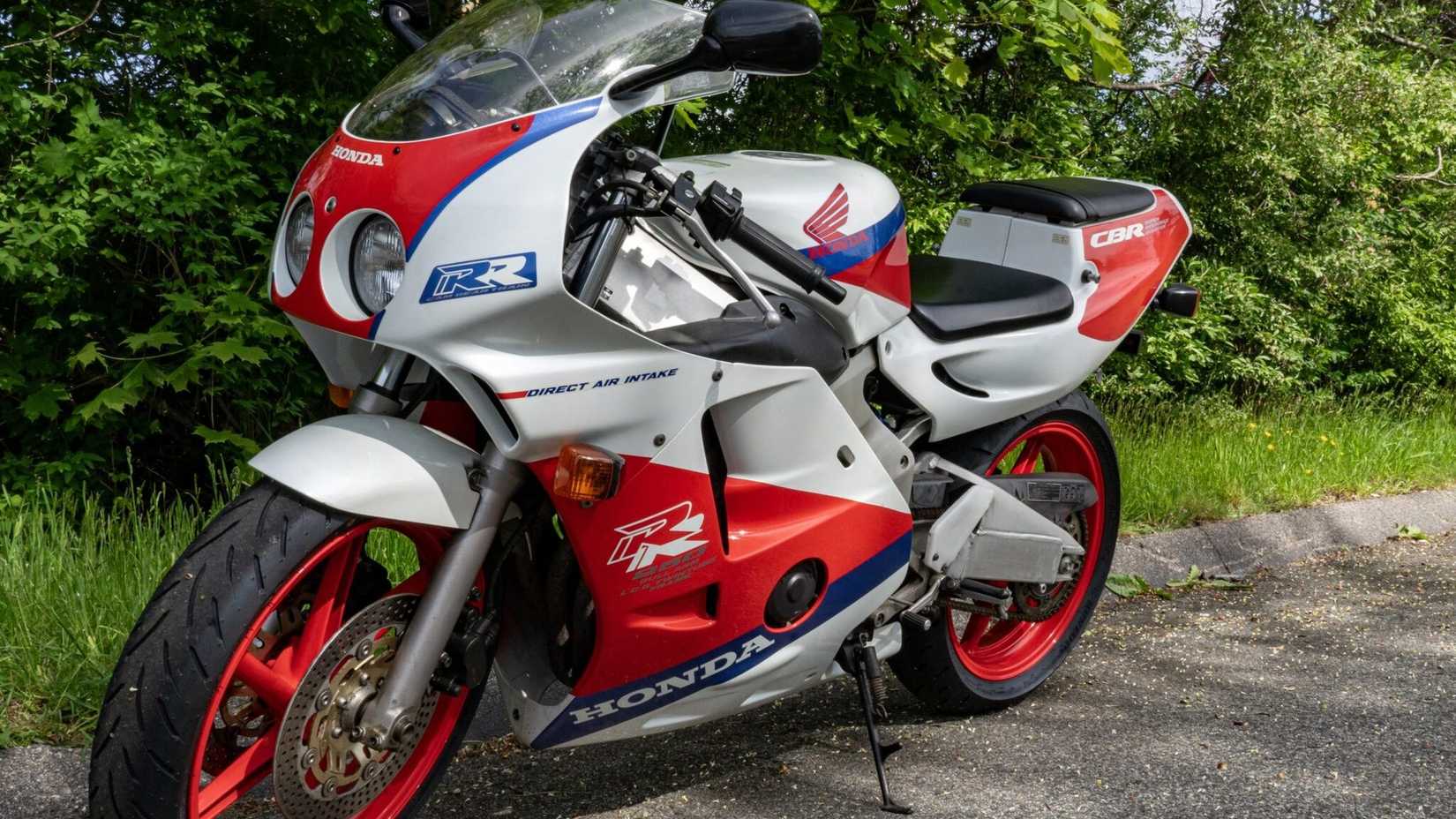 10 Motorcycles That Will Make You Nostalgic For ’90s