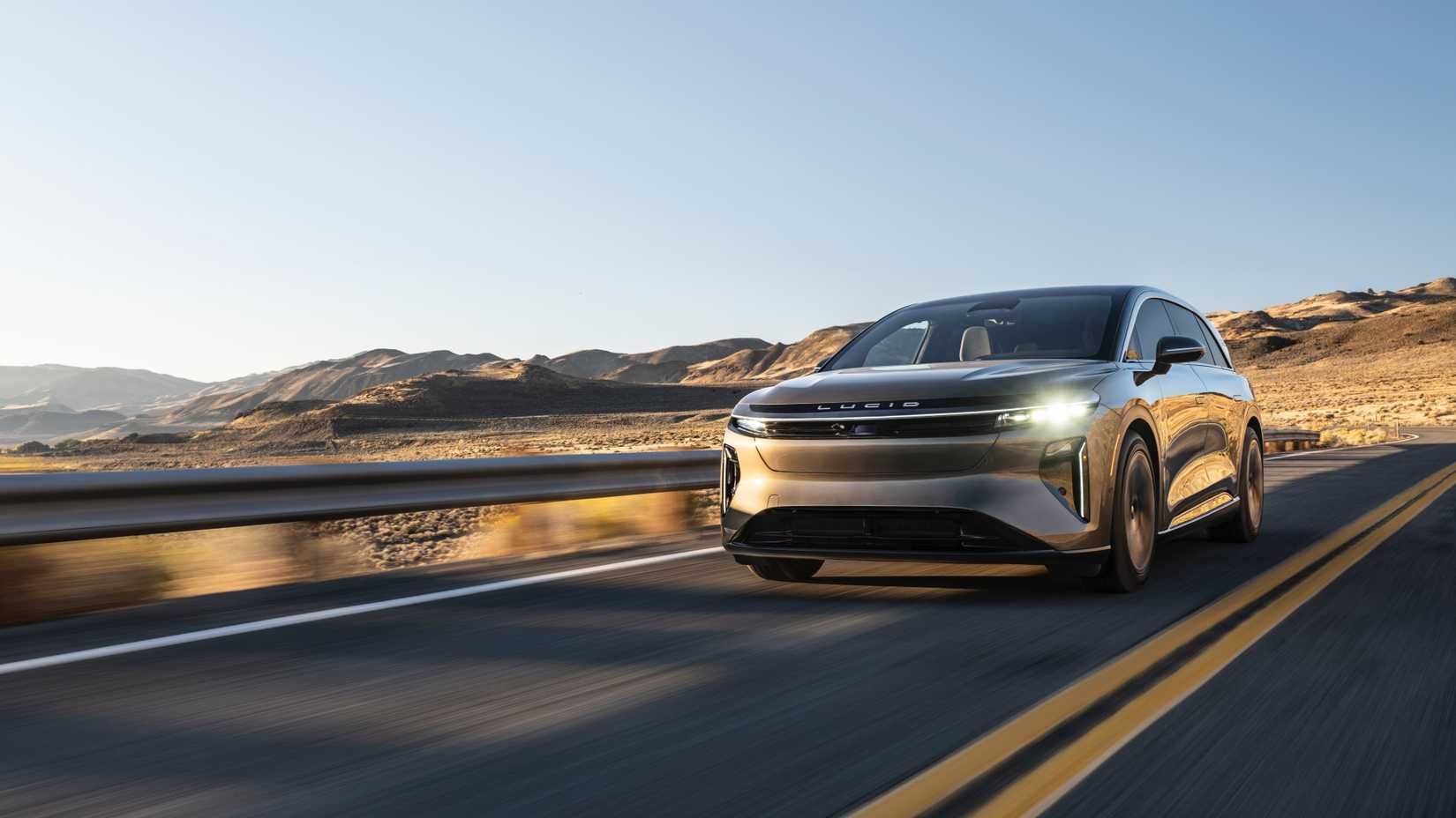 Lucid Gravity Touring Revealed At The 2025 LA Auto Show