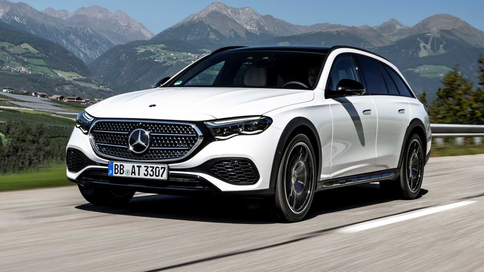 Why Station Wagons Are Way Cooler Than Your SUV