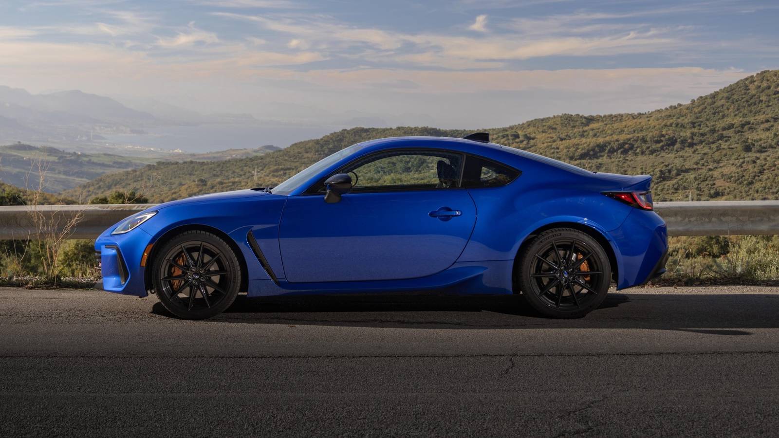 The “Slow” Sports Car That Teaches You To Drive Like A Pro