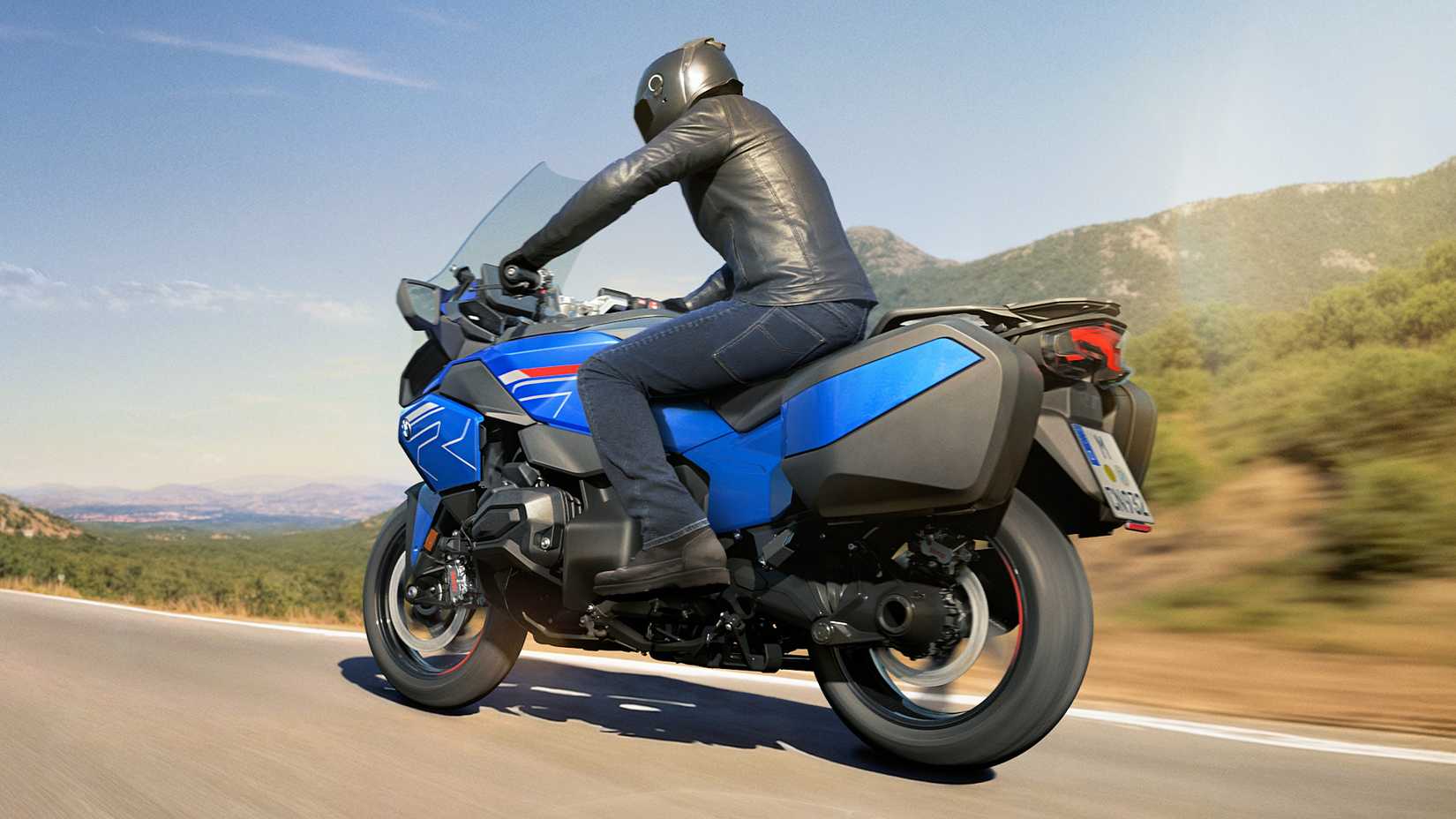 The Sport-Touring Motorcycle That Is Fast, Comfortable, And ...