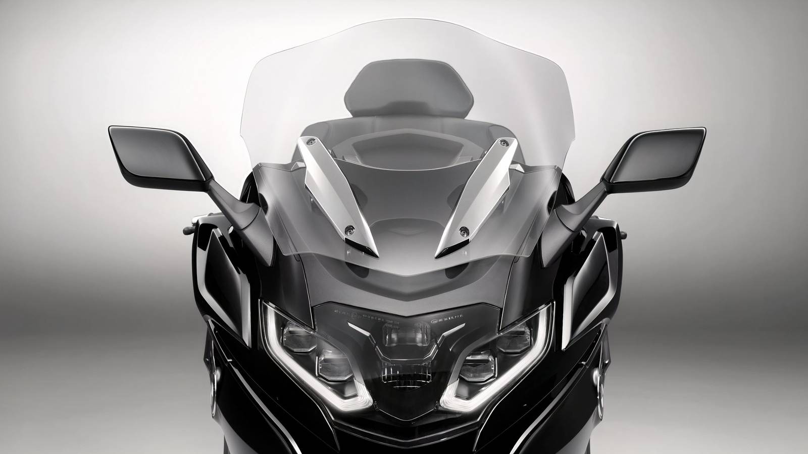 BMW K 1600 GTL: The Touring Rival Leaving Gold Wing Owners Questioning
