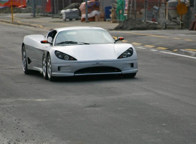 2003 C6W - The Six Wheel Sports Car