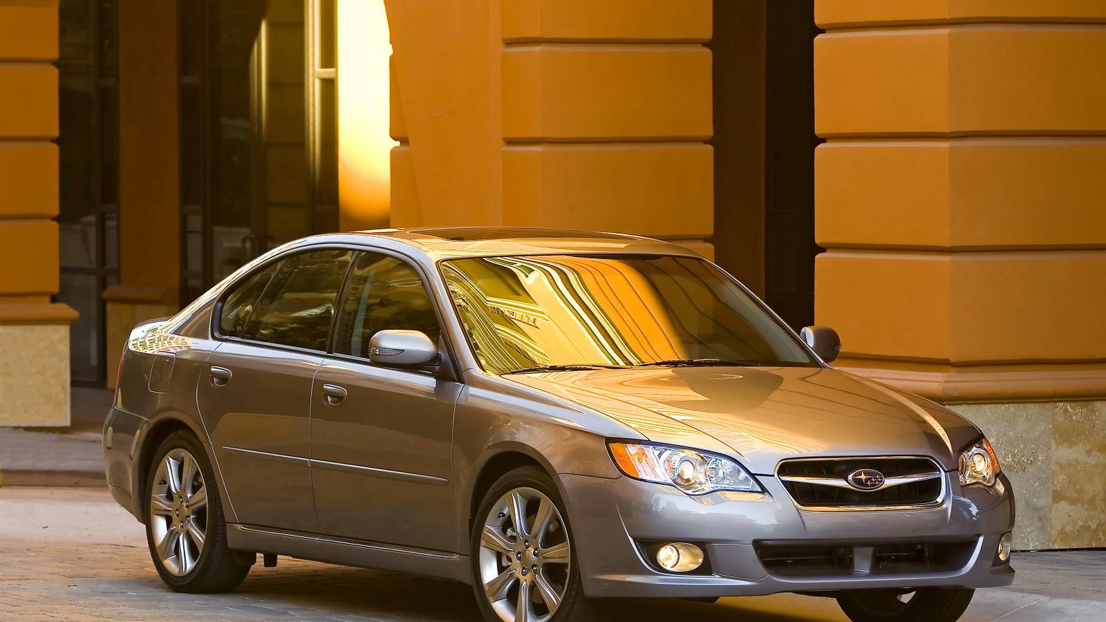 2008 Subaru Legacy and Outback