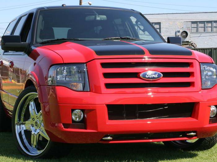 Funkmaster Flex comes with 2007 Ford Expedition Concept