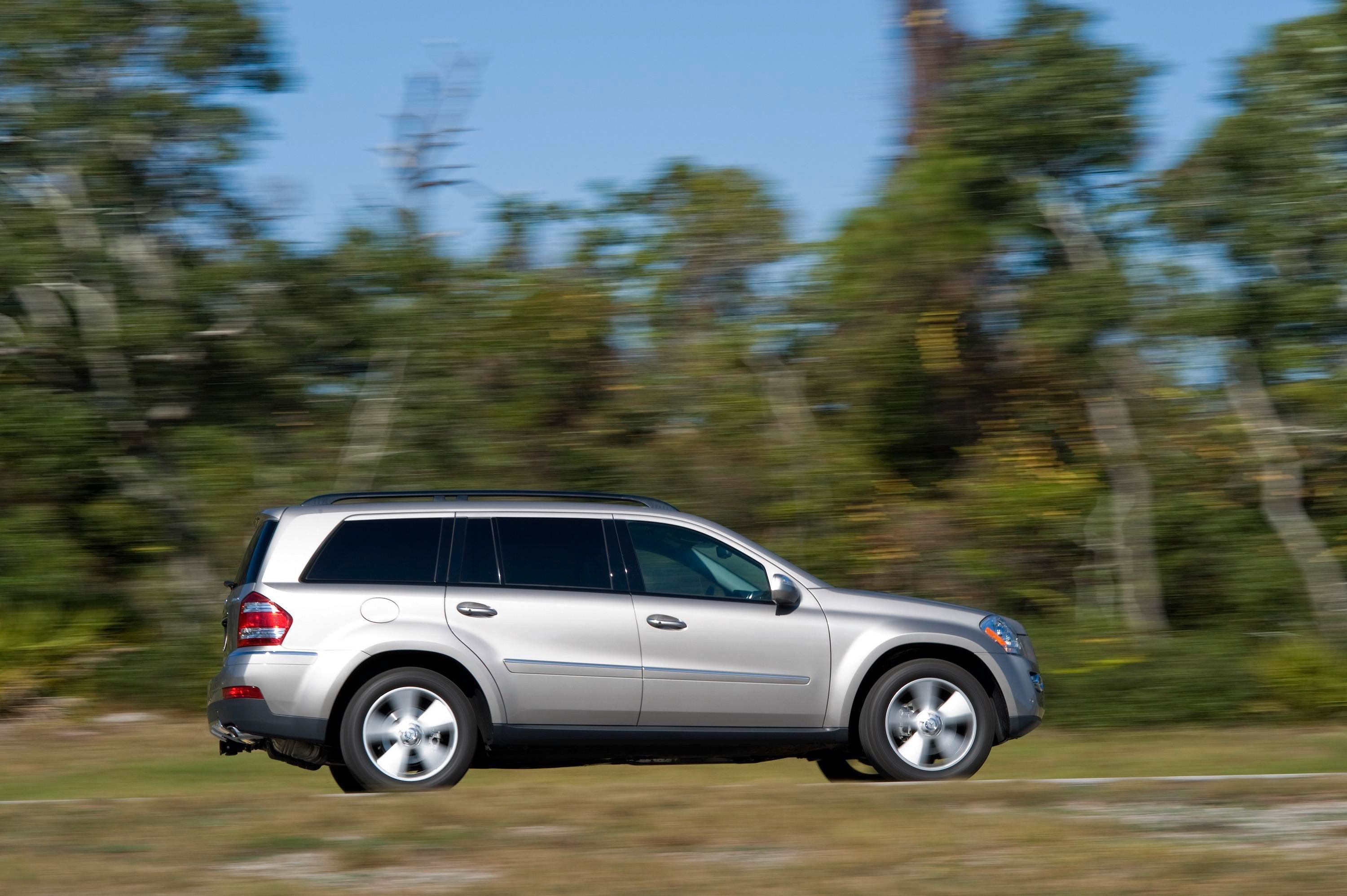 2008 Mercedes R 320 BlueTEC, ML 320 BlueTEC and GL 320 BlueTEC