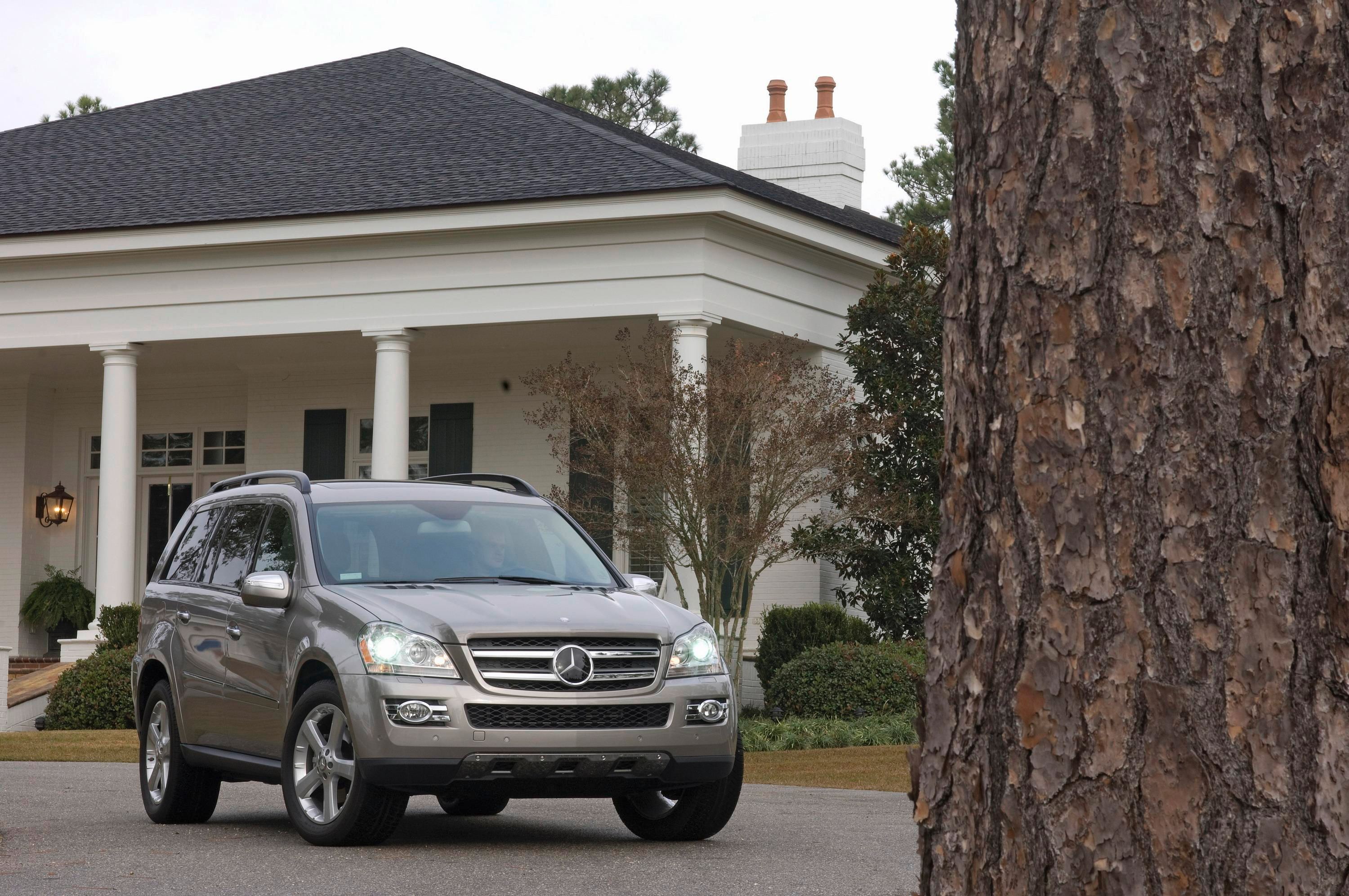2008 Mercedes R 320 BlueTEC, ML 320 BlueTEC and GL 320 BlueTEC