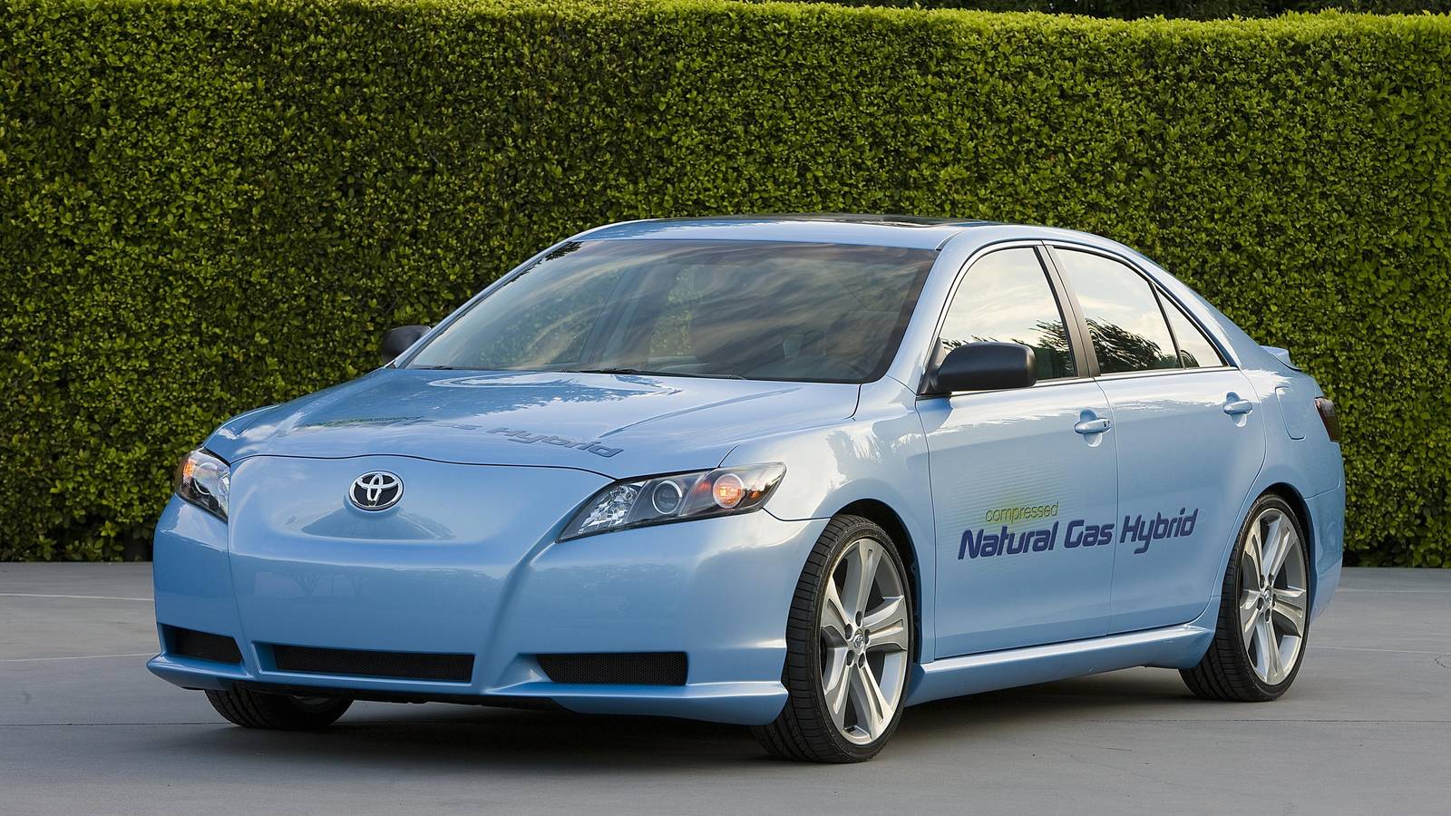 2009 Toyota CNG Camry Hybrid Concept