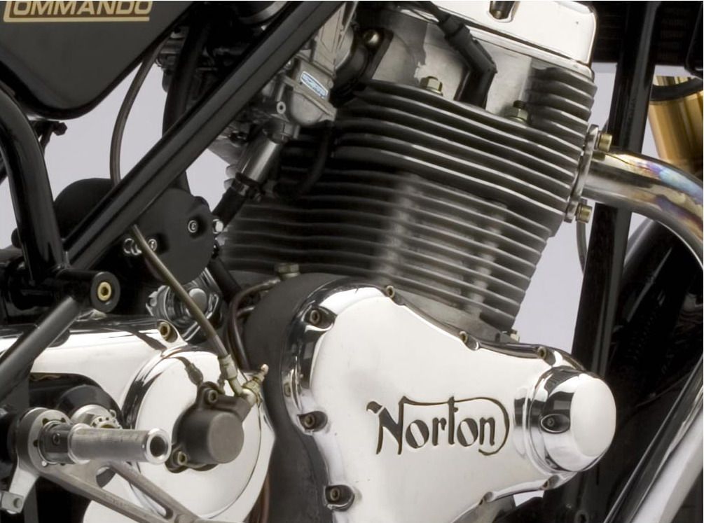 2009 Norton Commando 961 SE