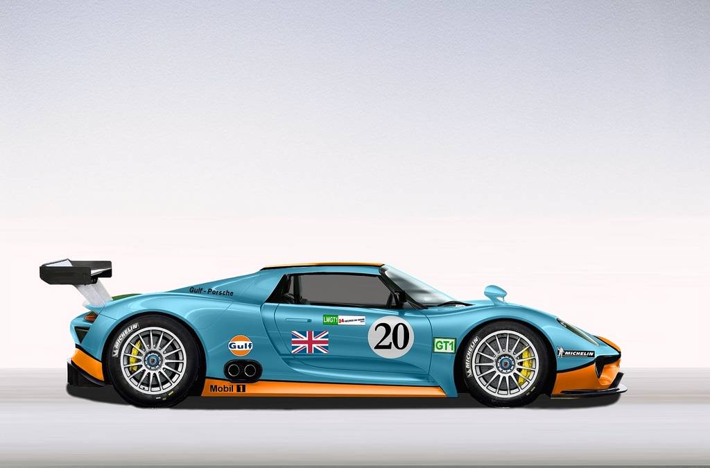 Renderings of Porsche 918 Spyder in LeMans livery