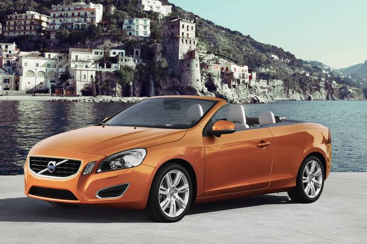 Volvo prepares C60 Convertible for 2013