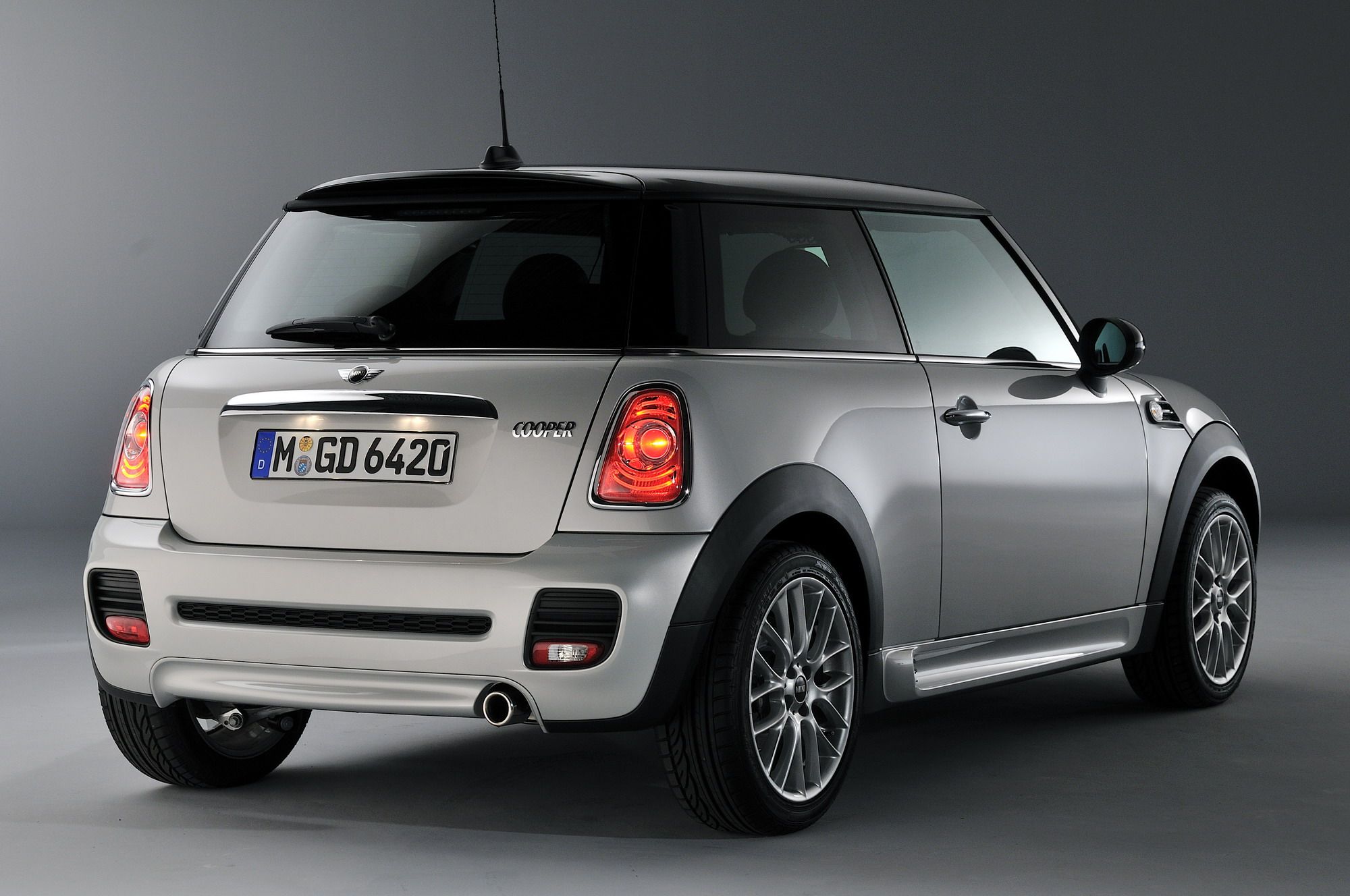 2011 MINI Cooper John Cooper Works S2000