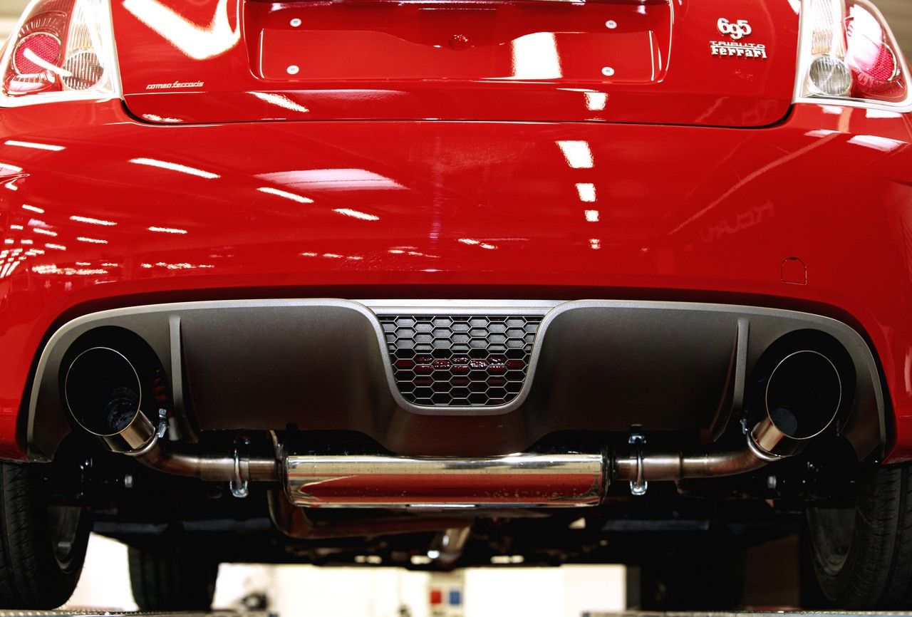 2011 Abarth 695 Tributo Ferrari by Romeo Ferraris