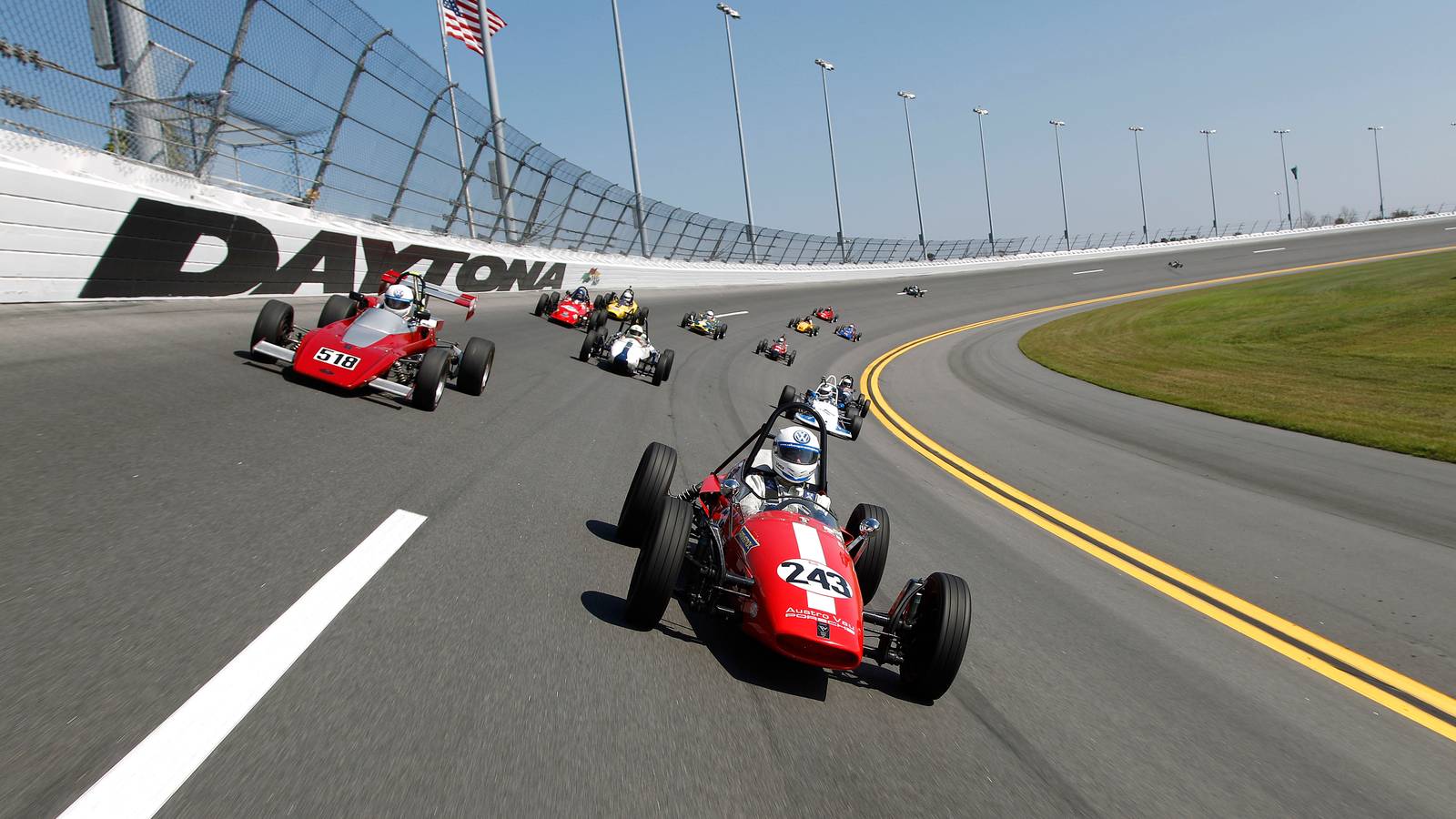 Volkswagen Celebrates Formula Vee 50th Anniversary in Style