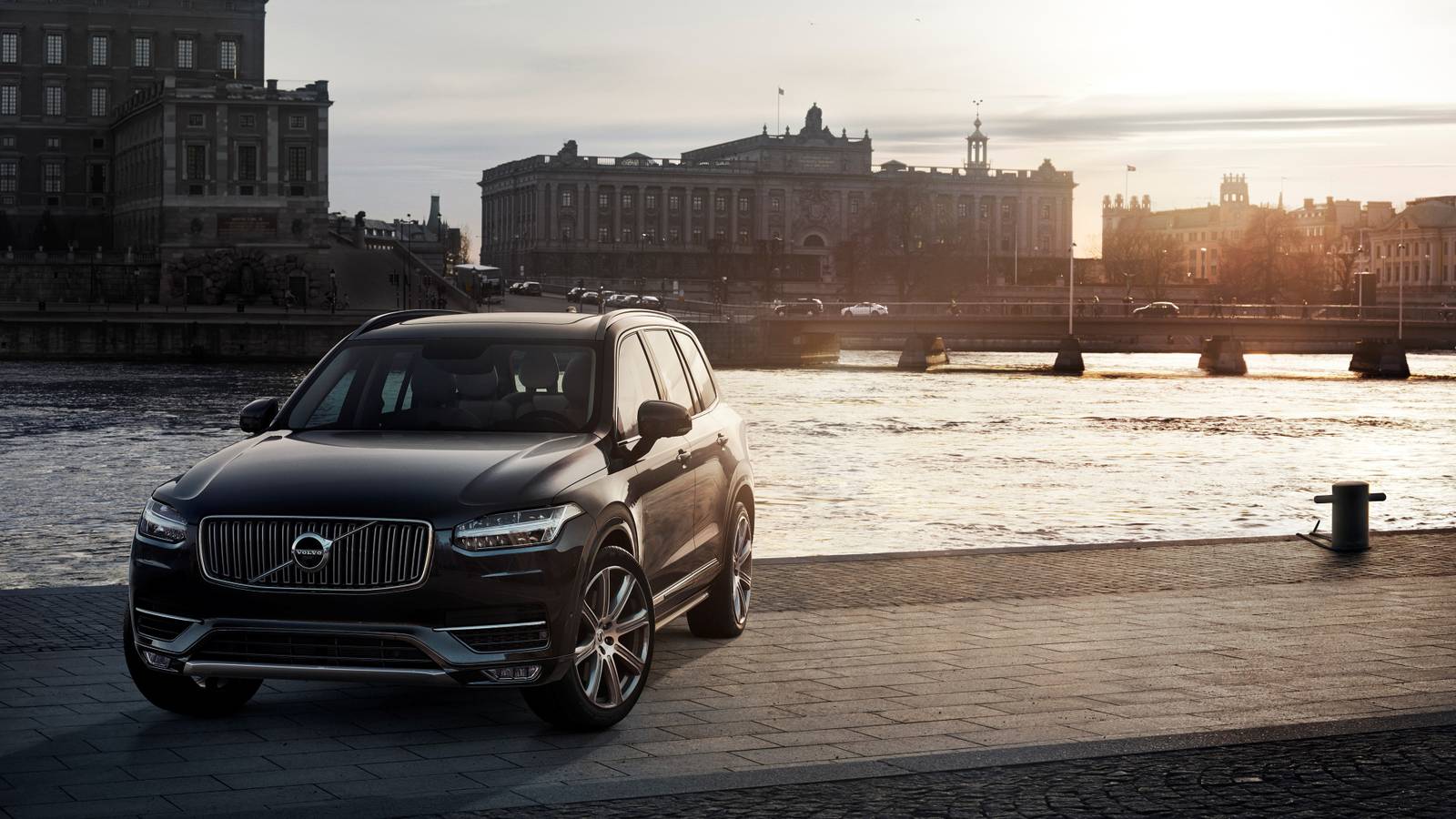 2015 Volvo XC90 First Edition