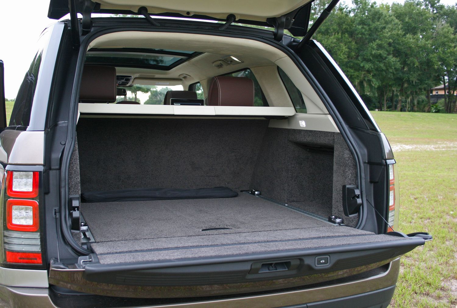 2014 Land Rover Range Rover LWB - Driven