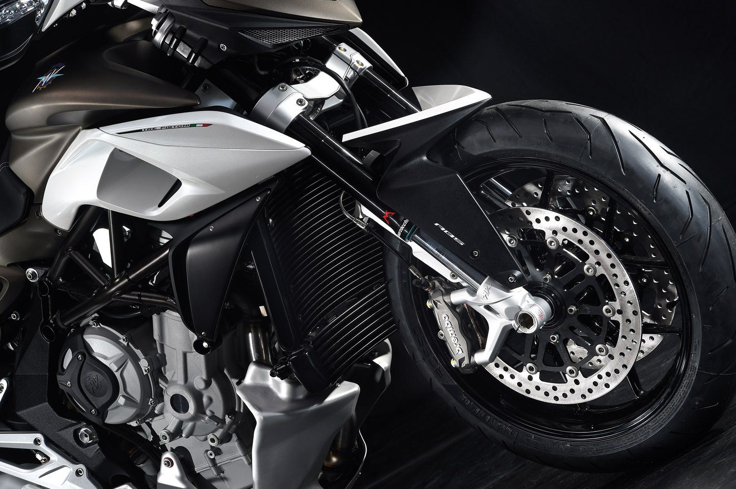 2015 MV Agusta Stradale 800