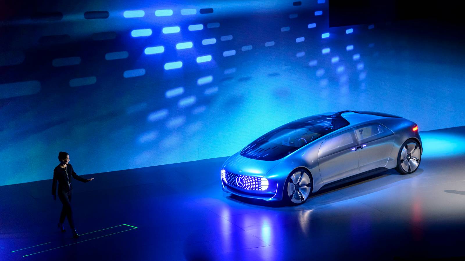 Daimler has Tesla in its Crosshairs with "at least" Six Electric Cars