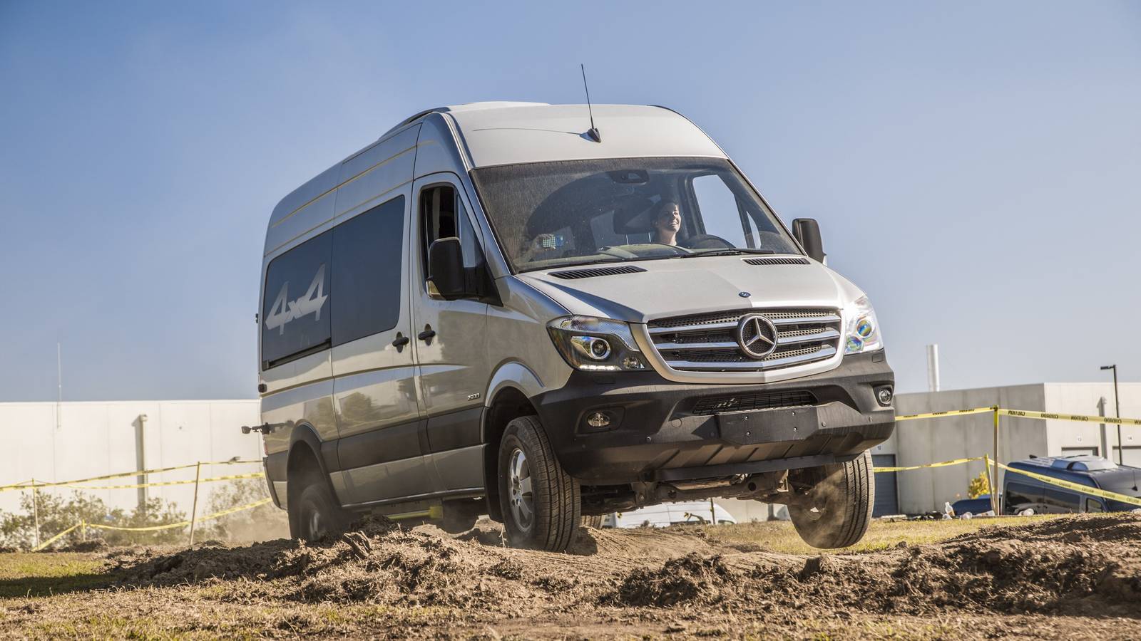 Mercedes Could Build All-Electric Sprinter for 2018