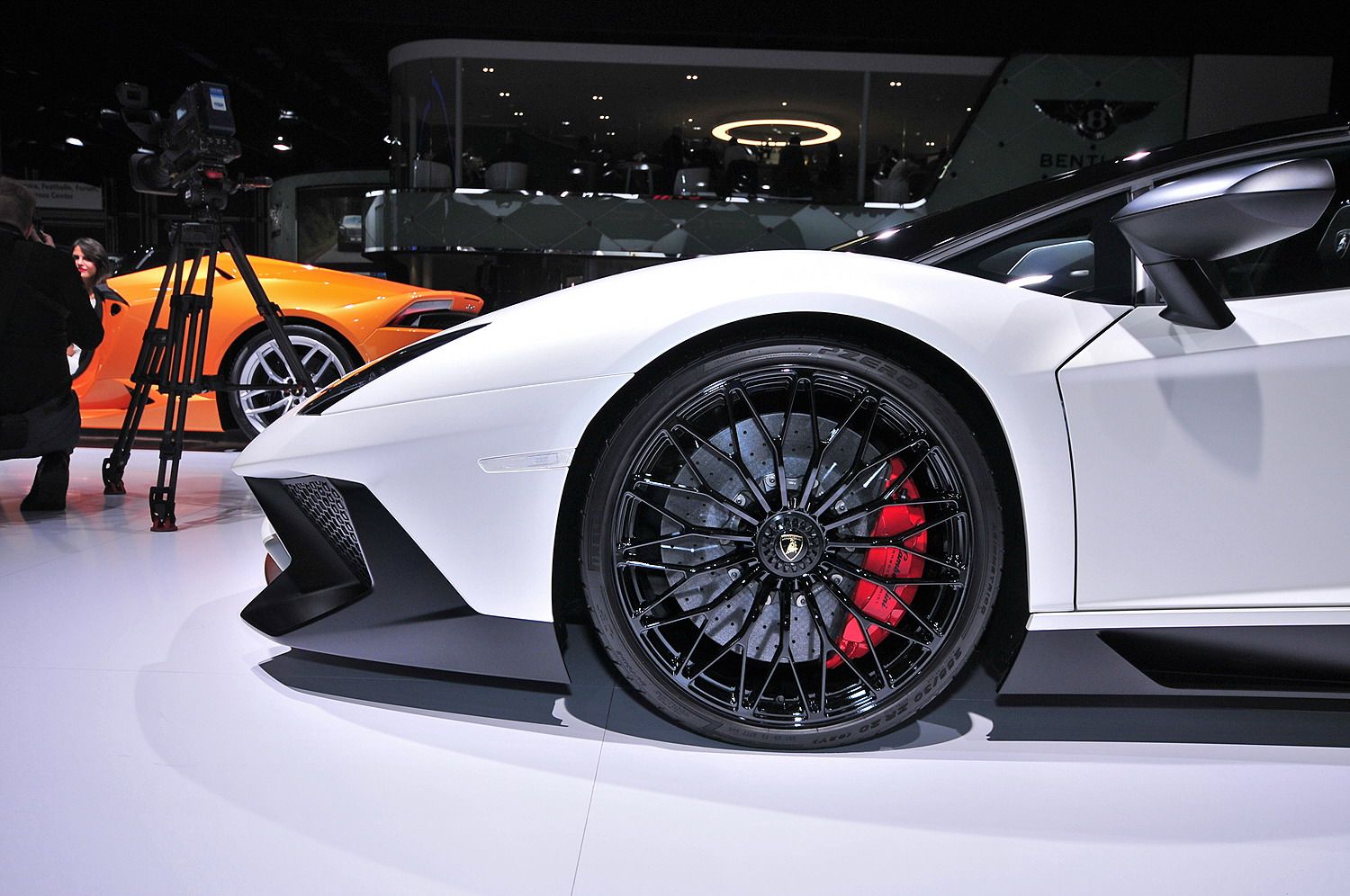 2016 Lamborghini Aventador SV Roadster