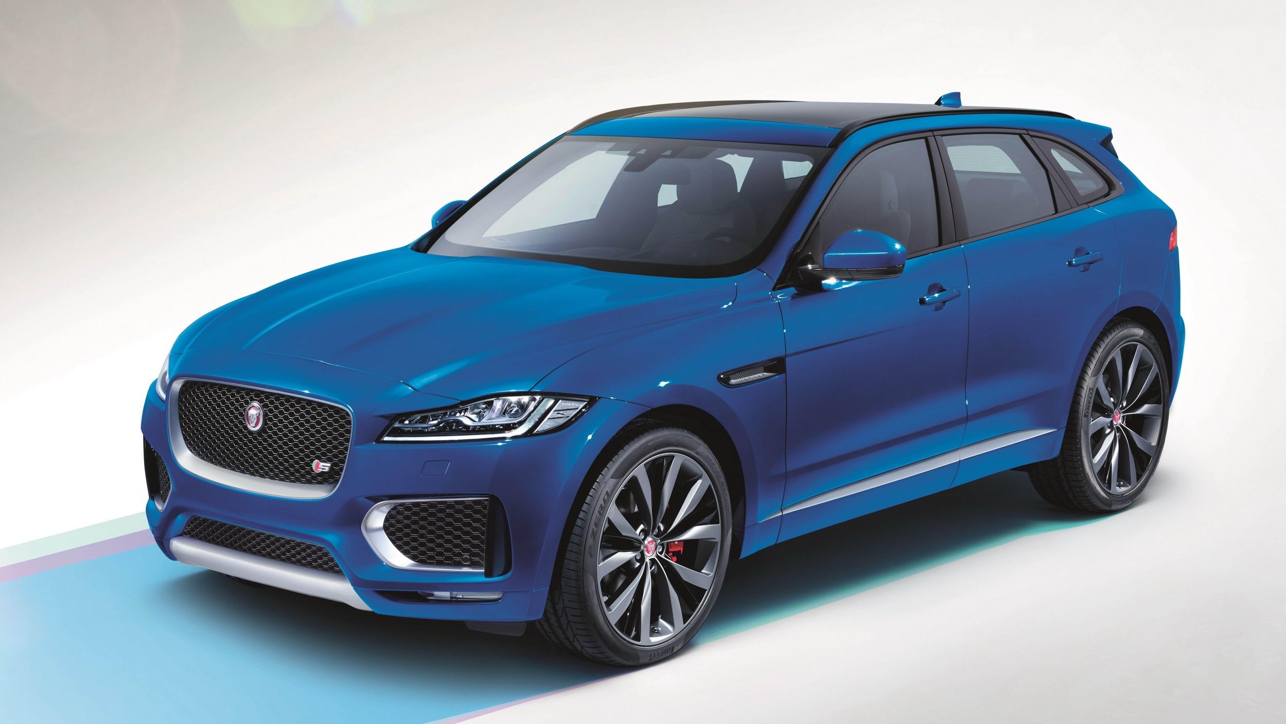 2016 Jaguar F Pace First Edition