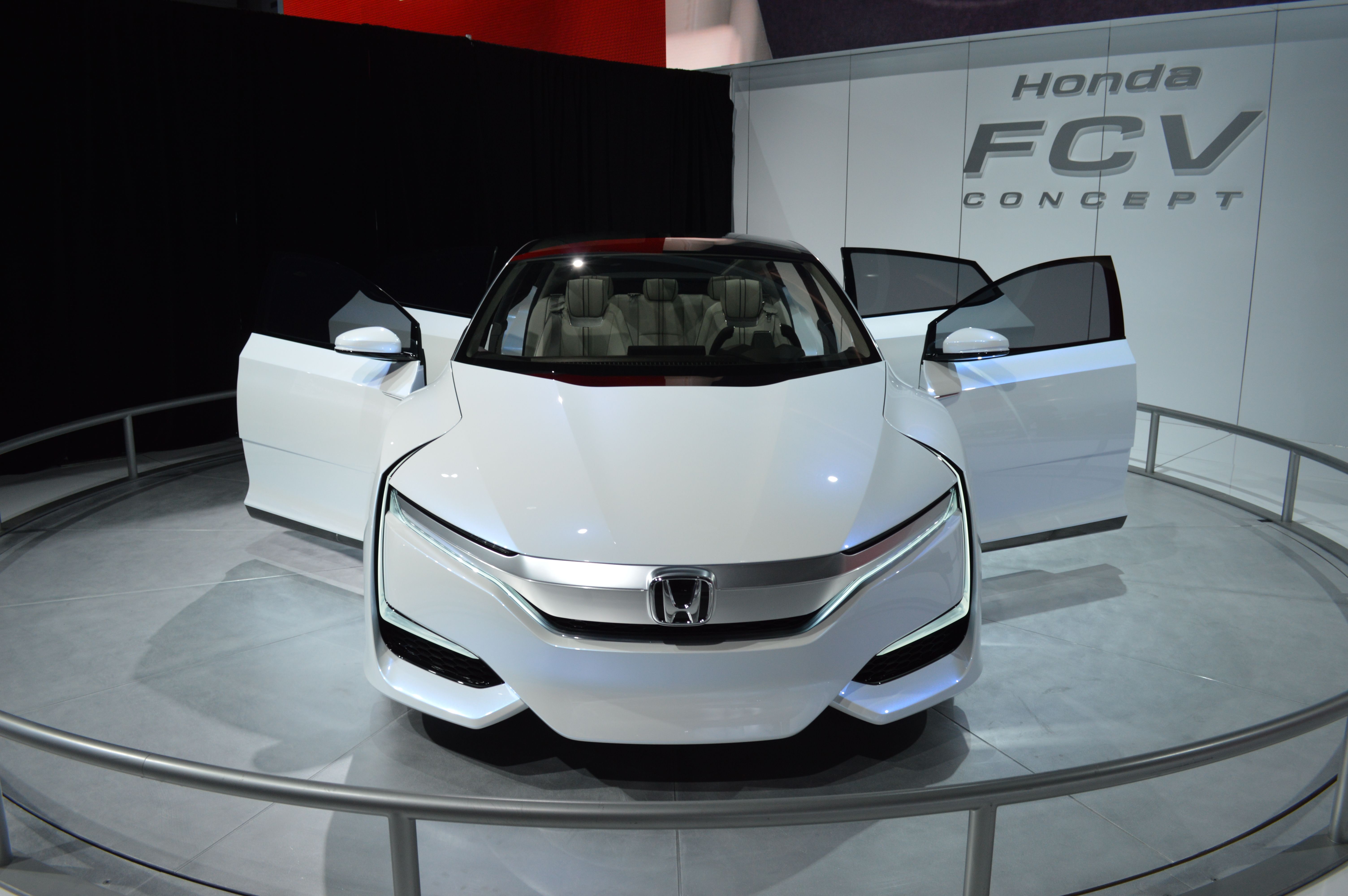 2016 Honda FCV