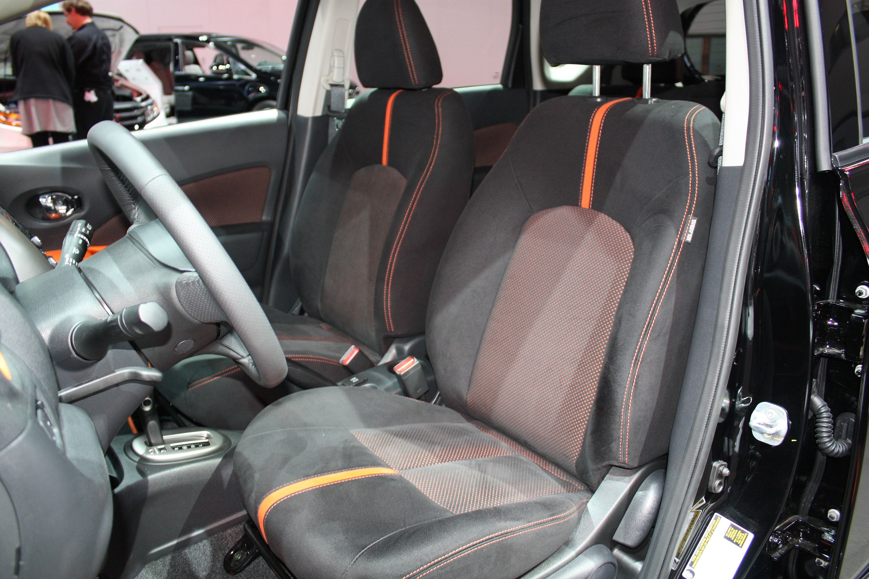 2016 Nissan Versa Note Color Studio