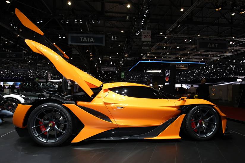 2016 Apollo Arrow