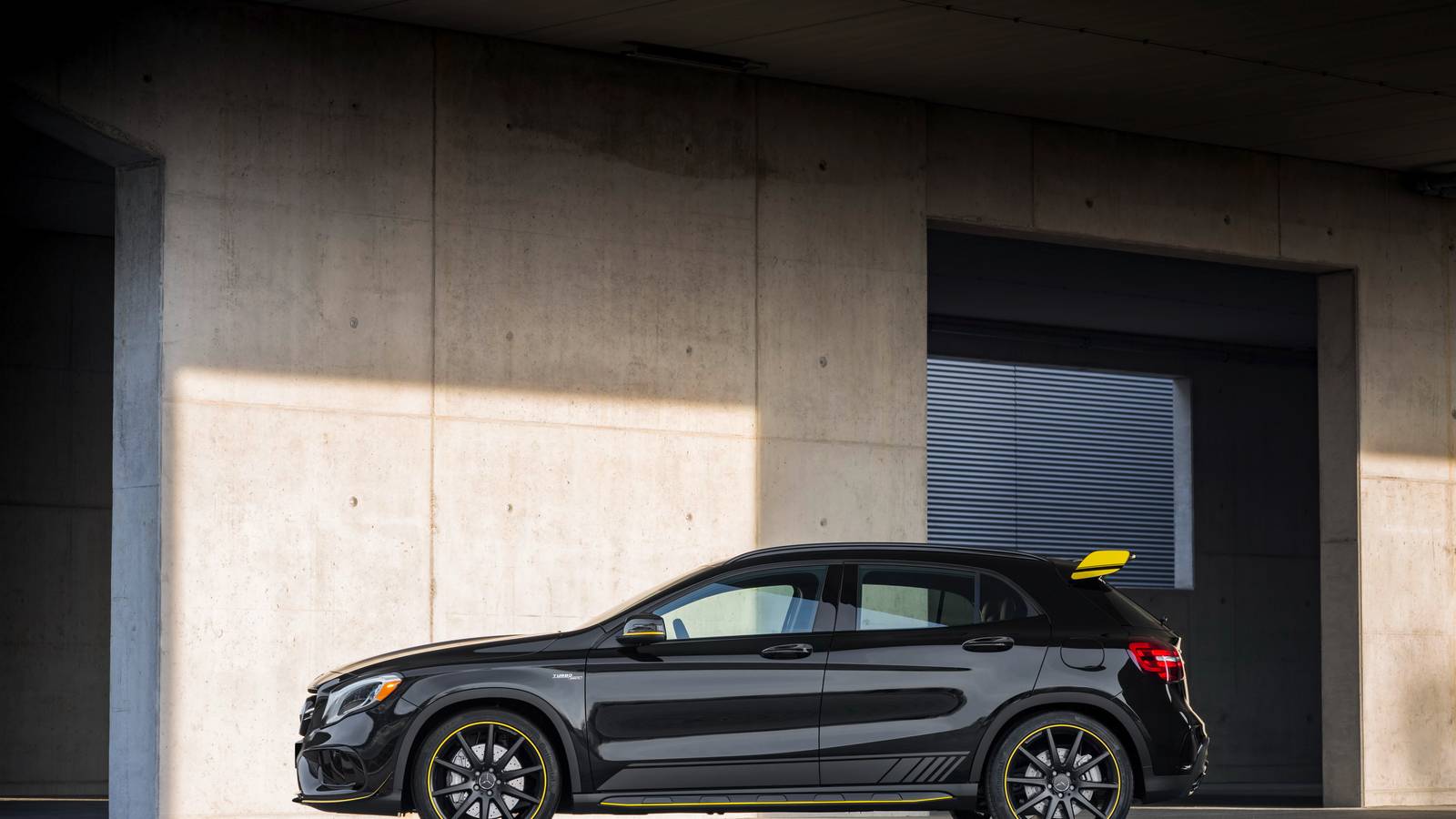 Dress Up Your CLA And GLA Models With The AMG Performance Studio Package