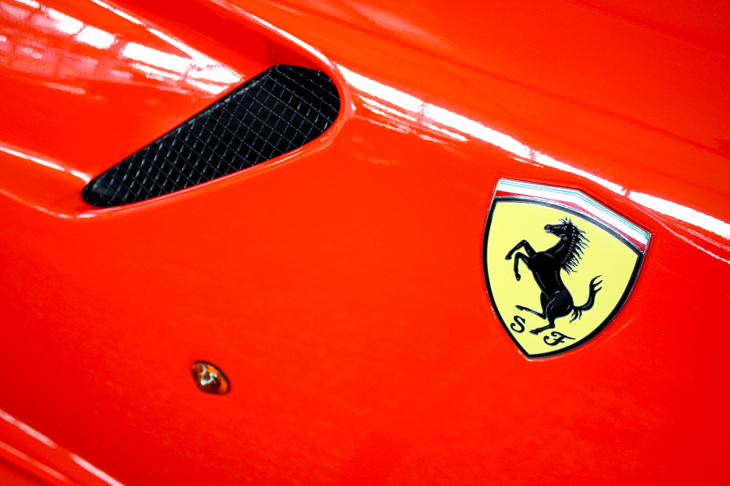 Ferrari Sa Aperta Preto