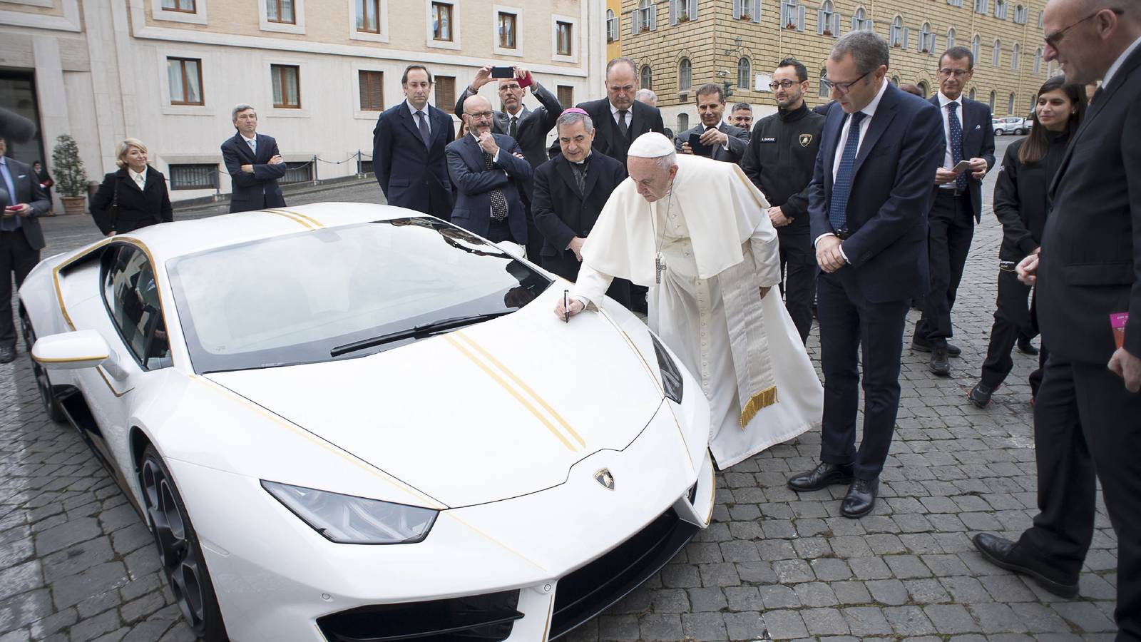 Prepare to Spend Big if You Want to Own Pope Francis' One-Off ...