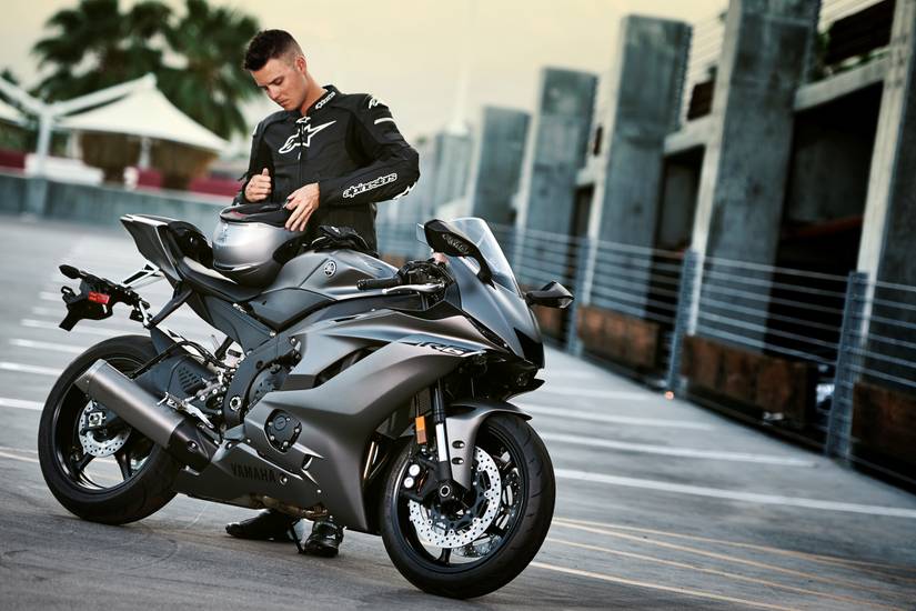 2021 Yamaha YZF-R6: Performance, Price, and Photos